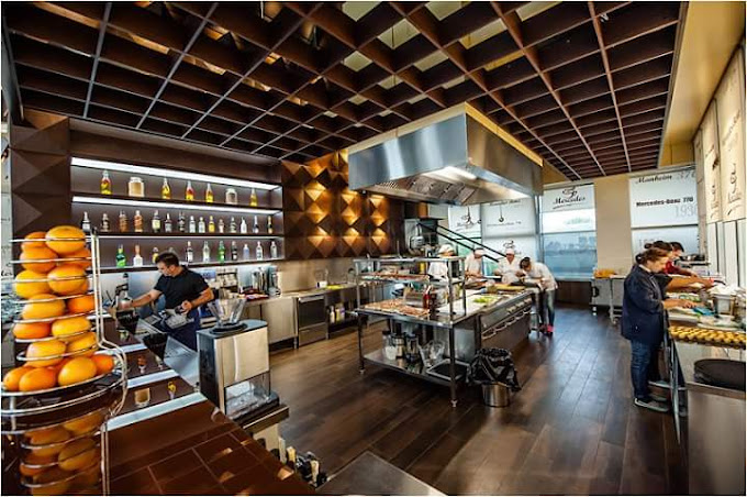 Mercedes-Benz Cafe — Gurmand